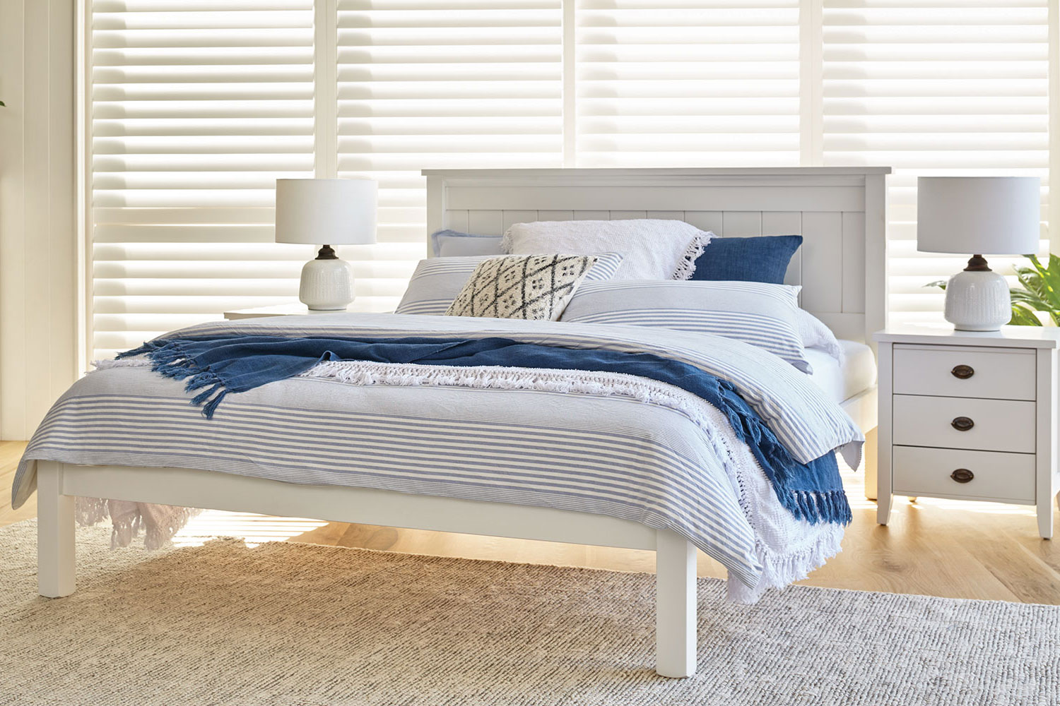 La Resta Double Bed Frame | Harvey Norman New Zealand