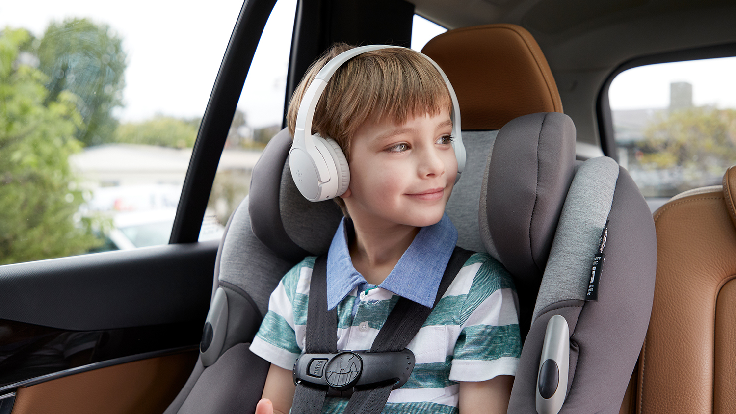 Belkin SOUNDFORM Mini Kids Wireless On-Ear Headphones - White | Harvey ...