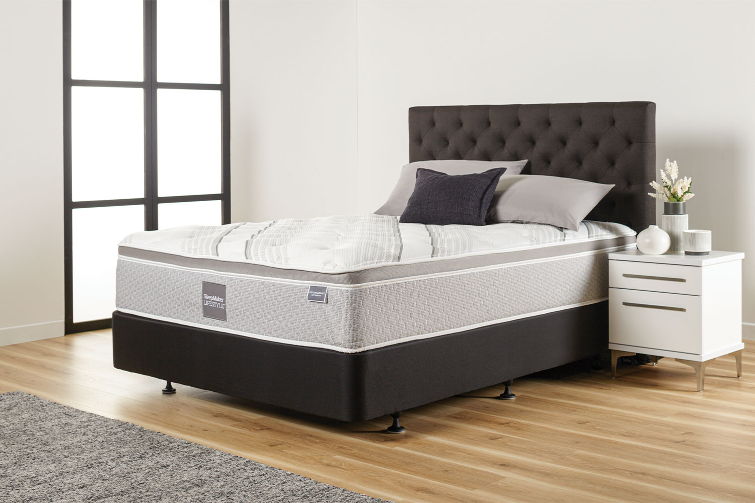 Posture Advance Soft Queen Mattress by SleepMaker | Harvey Norman New ...
