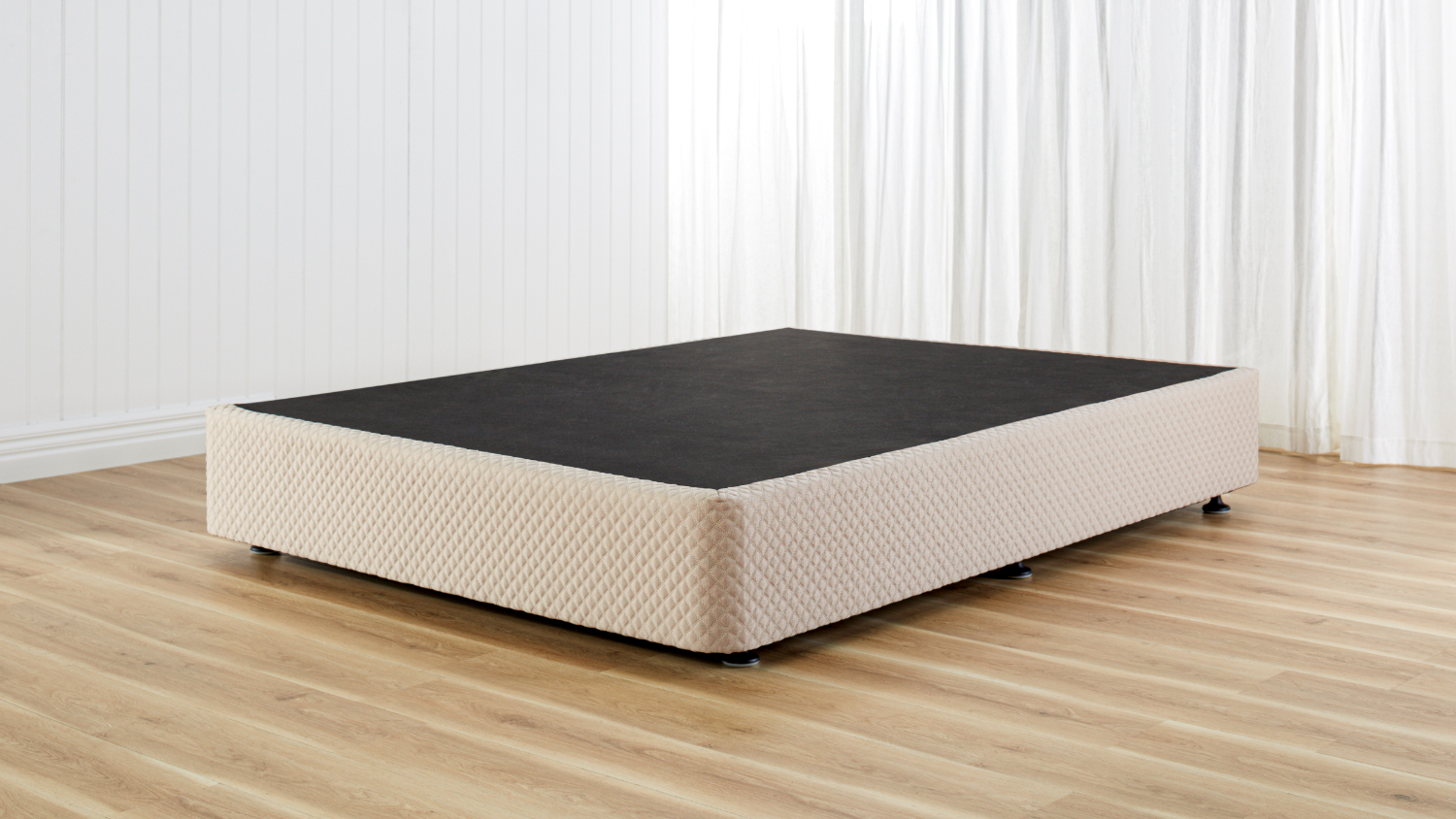 Reign Supreme Gold Queen Platform Base by Beautyrest | Harvey Norman ...